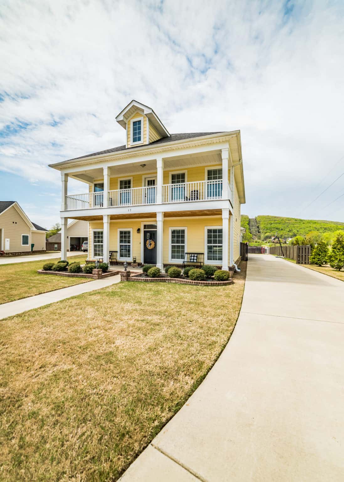 One Final Tour: The Welcoming Decor of the Yellow House