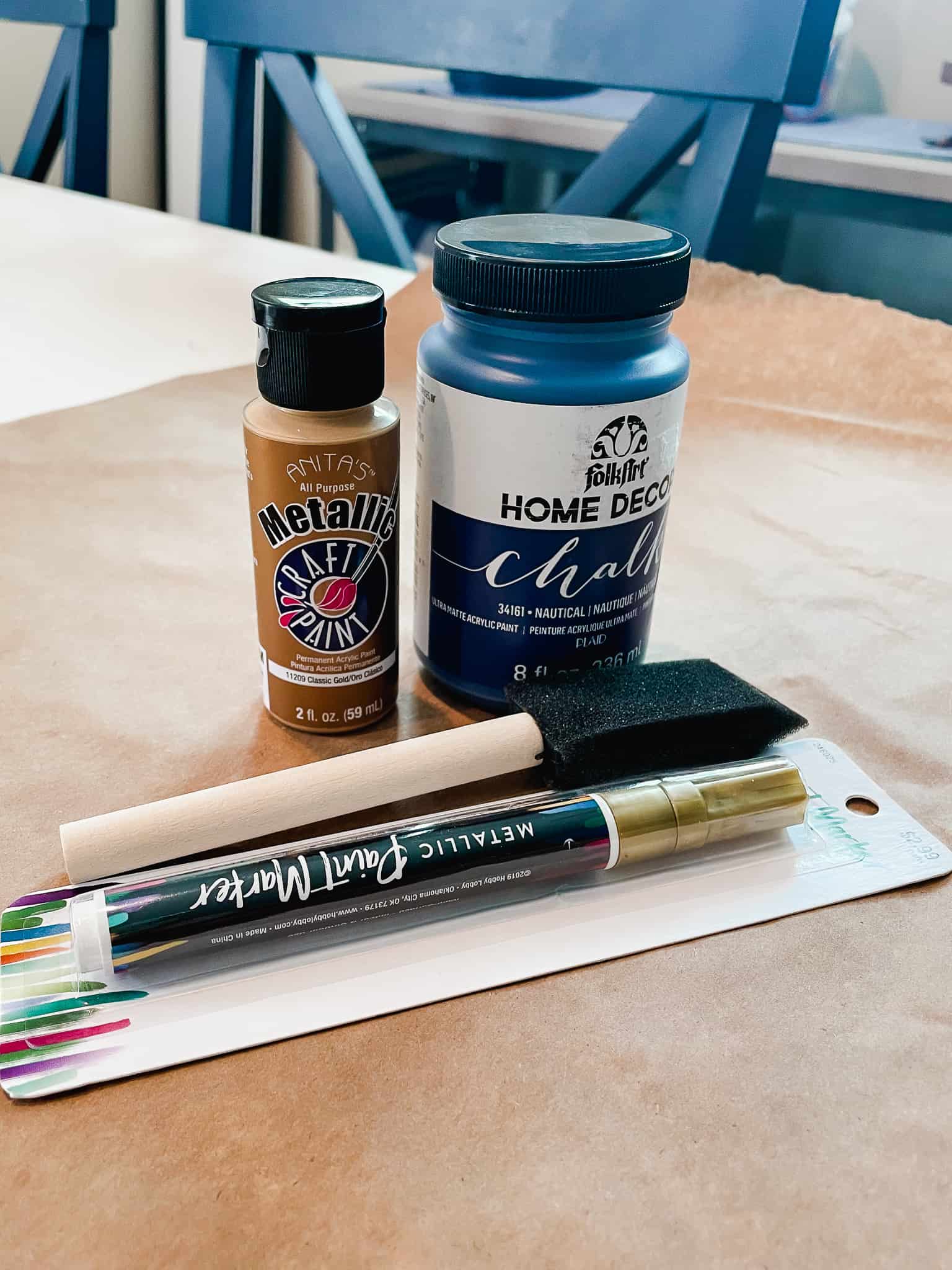 You’ll Love This DIY Painted Books Decor Idea